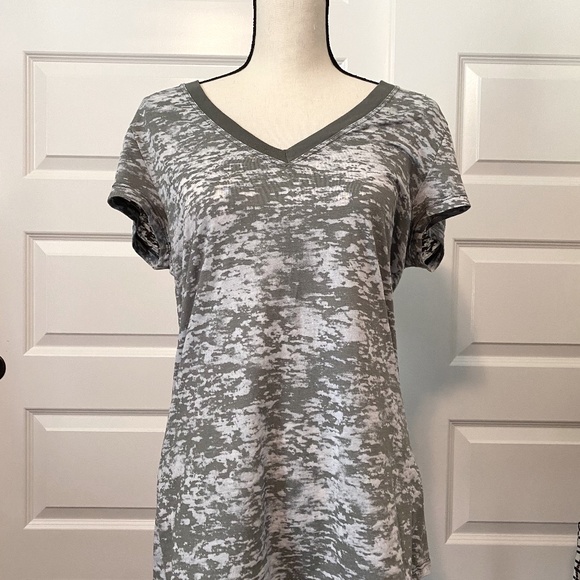 Allen Allen | Tops | Allen Allen Fade Out Tee | Poshmark